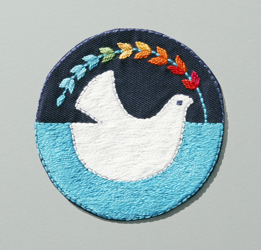 国連パビリオン（2025年大阪・関西万博）、 ユニクロの公式ユニフォーム提供に感謝 | 国連広報センター